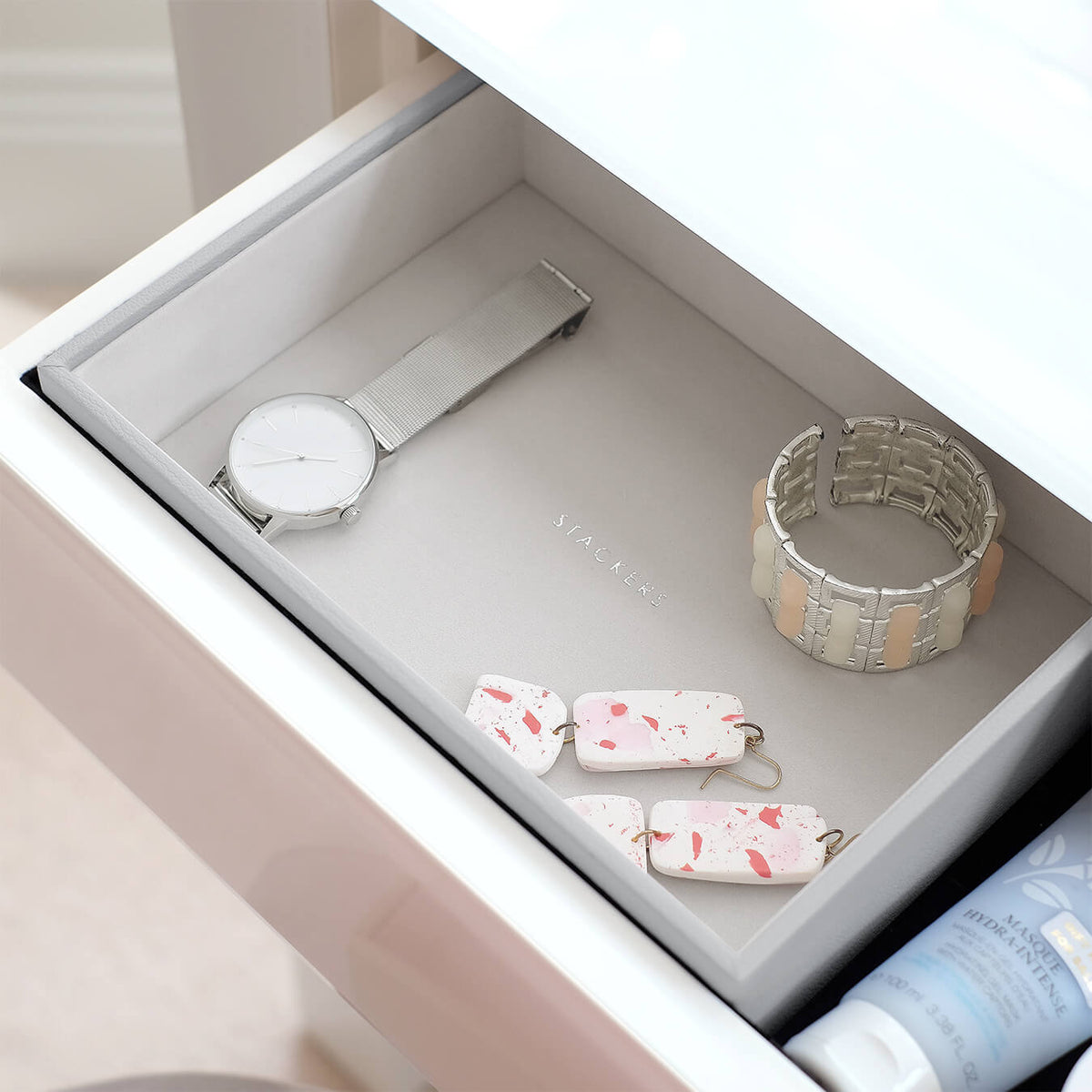 Classic ジュエリーボックス Open ペブルグレー – STACKERS LONDON